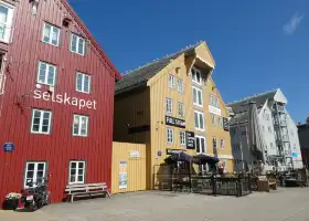 réductions sur les billets de St. Sunniva kirke, prix et frais ...