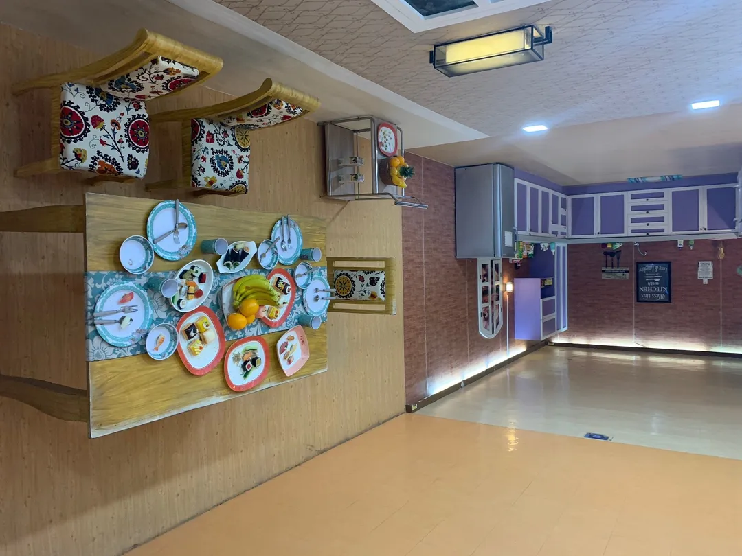 Upside Down World: скидки на билеты, цены и сборы, бронирование | Часы работы, отели и рестораны ...