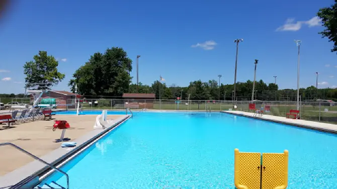 Du Quoin Swimming Indians Complex 티켓 할인, 운영 시간, 후기 [2025년] | Trip.com
