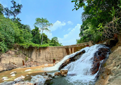 réductions sur les billets de Lubuk Timah Hot Springs & Waterfall, prix ...
