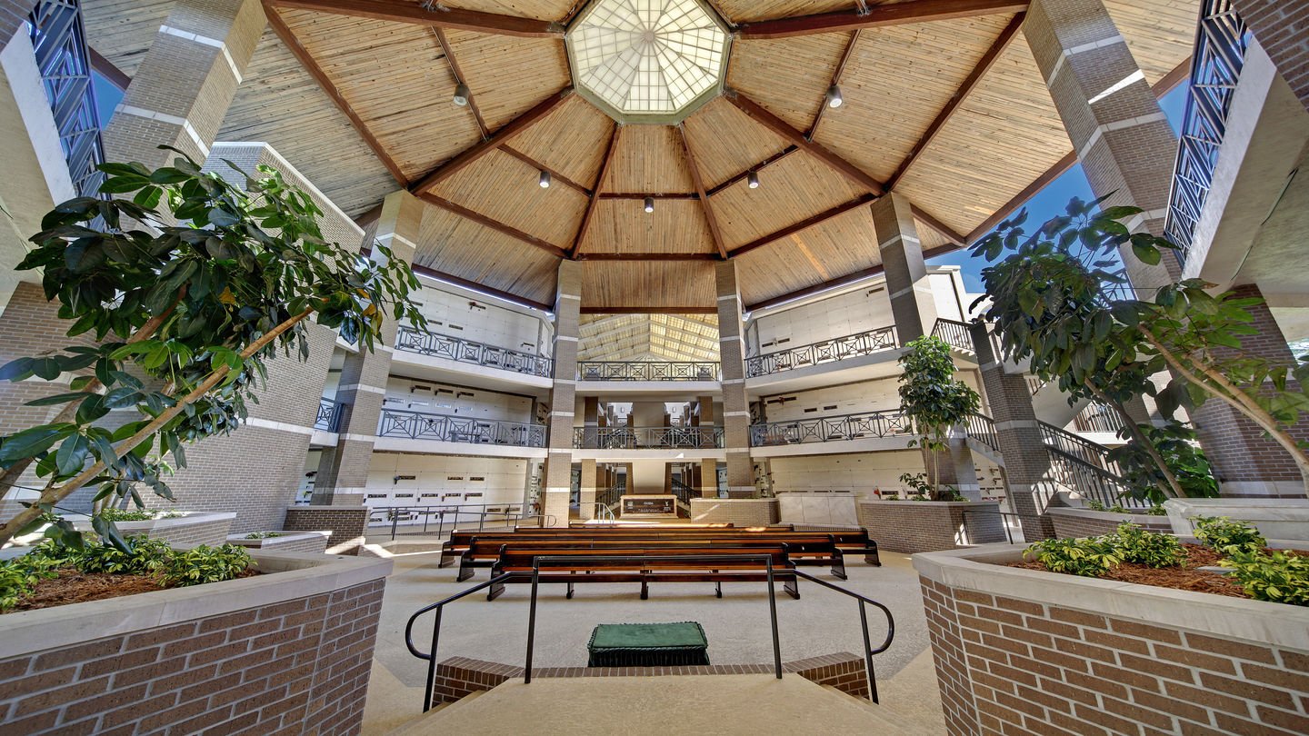 Courtyard By Marriott Properties in Pinellas County from ₹ 10,789