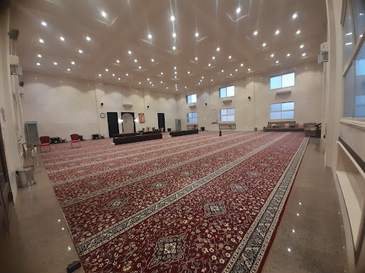 Sheikh Hussein bin Sultan Hassania Mosque and his wife Aisha Al Dajm ...