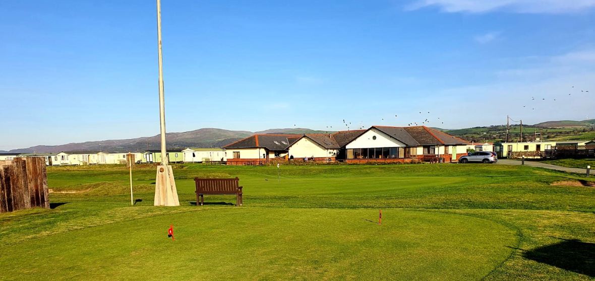 Borth Travel Guide 2026: Top Attractions, Things to Do & Deals | Trip ...