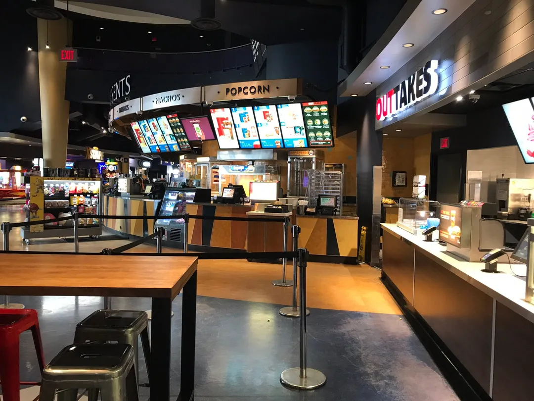 Cineplex Odeon Gardiners Road Cinemas 티켓 할인, 운영 시간, 후기 [2025년] | Trip.com