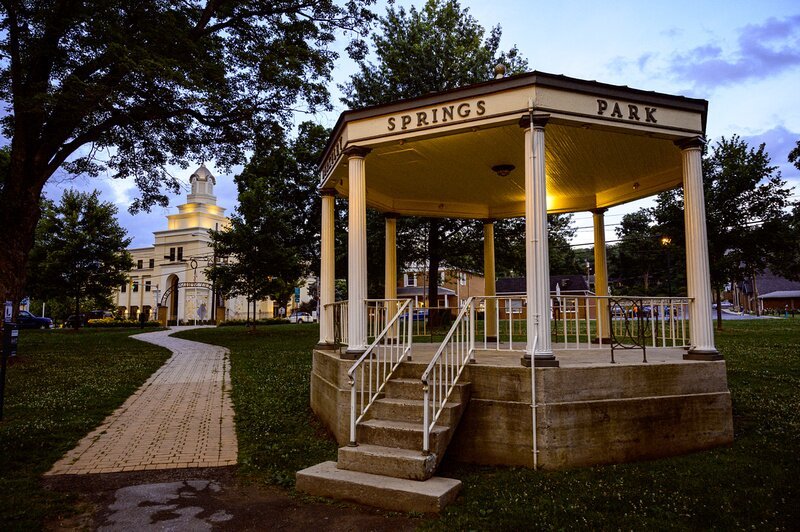10 BEST Berkeley Springs Hotels - Updated 2026 | Trip.com