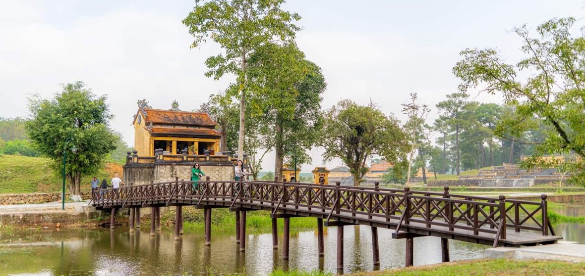 Huong Tra Travel Guide 2026: Top Attractions, Things to Do & Deals ...