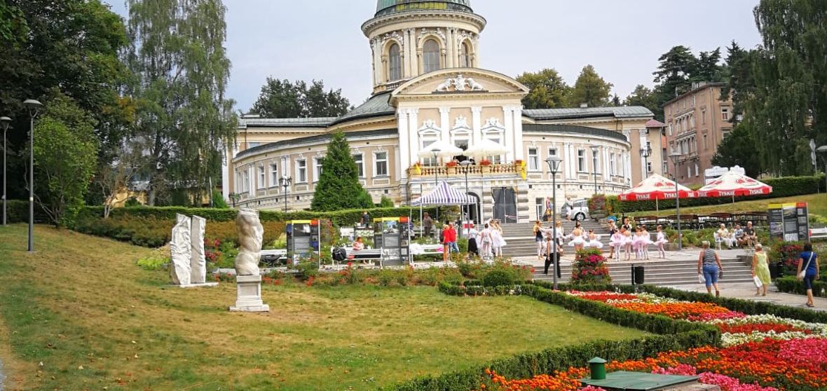 Ladek-Zdroj 자유여행 가이드(2025년년): 내 주변의 즐길 거리, 인기 명소, 여행 계획, 숙박, 음식, 교통, 날씨 ...