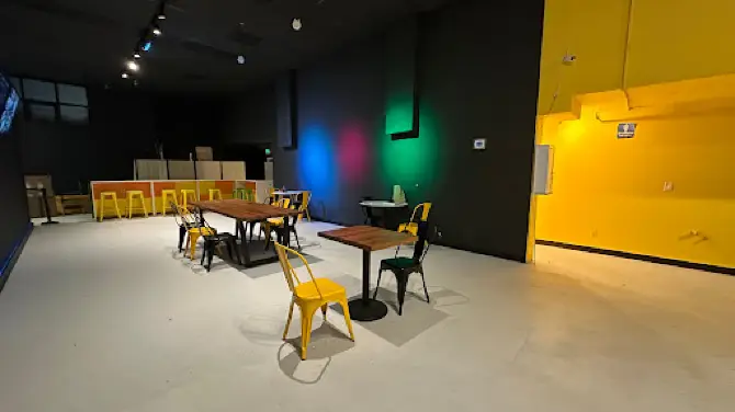 FLEE the Ultimate Real Life Room Escape Game門票【2025】- 票券資訊、營業時間及評論｜Trip.com