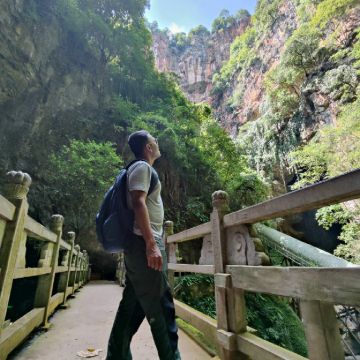 astonishing ChongQing ( Hong Ya Dong ) | Trip.com Chongqing Travelogues