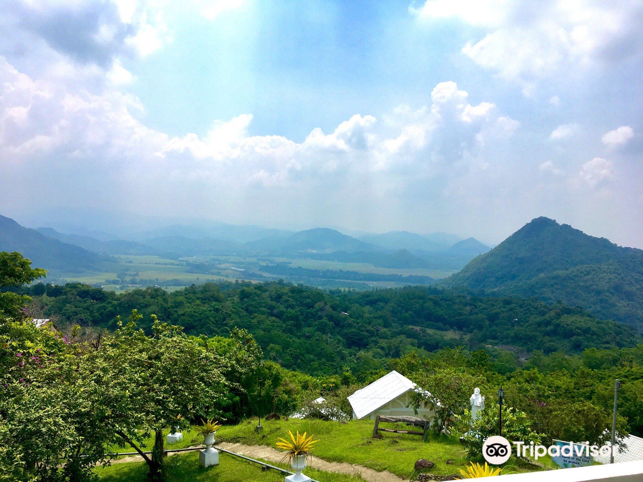 Closest Hotels Near Santuario de Nuestra Señora dela Merced ...