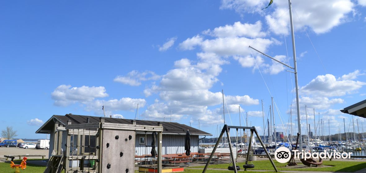 【2024年】Kvarsの人気観光スポット・旅行ガイド・グルメ情報満載 | Trip.com