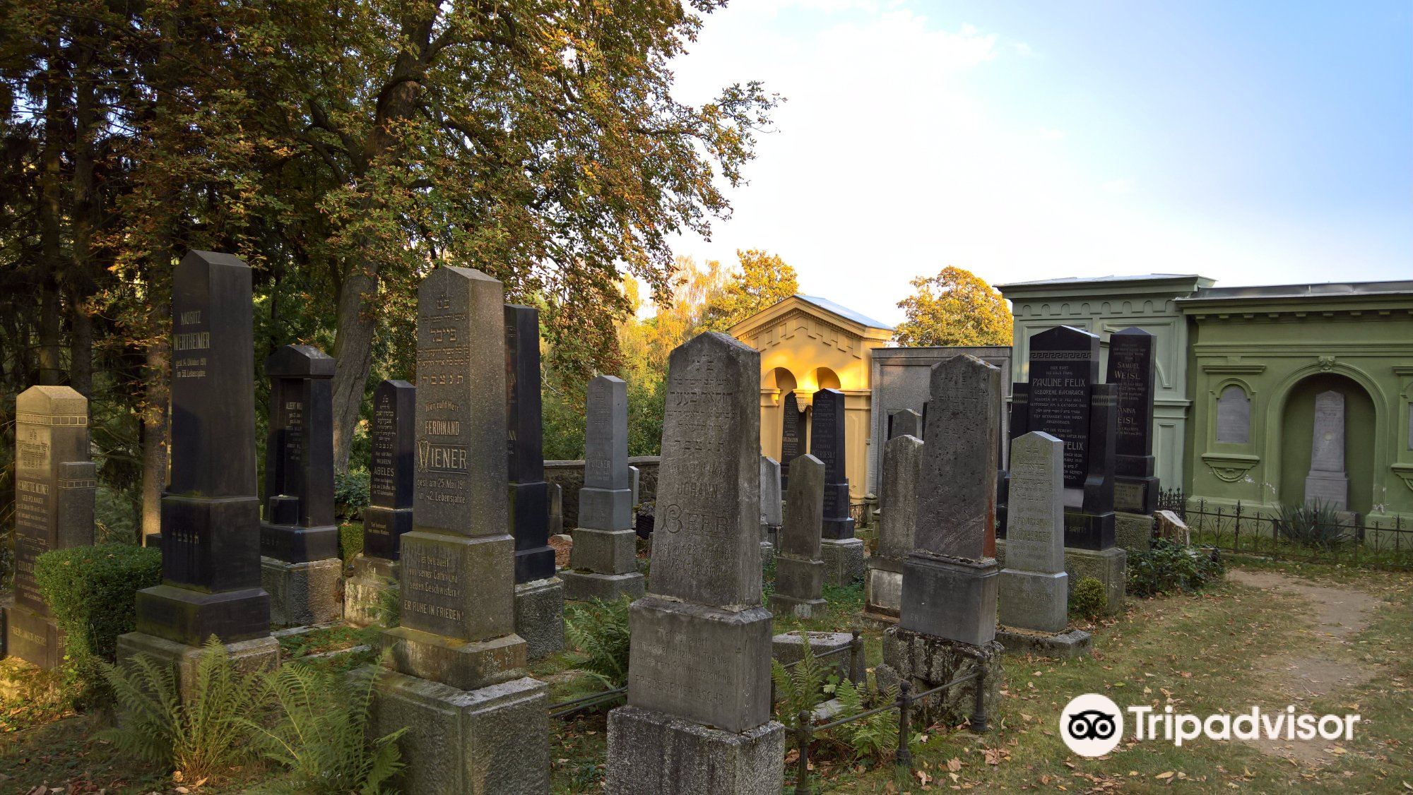 Jewish cemetery - 운영 시간, 후기 & 사진 [2024년] | Trip.com