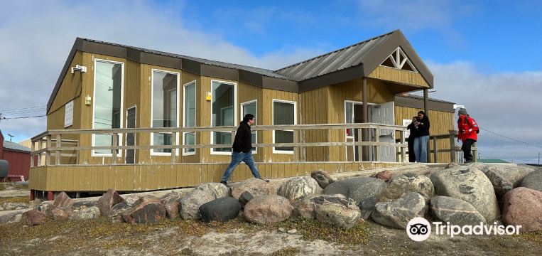 Cambridge Bay Travel Guide 2026: Top Attractions, Things to Do & Deals ...