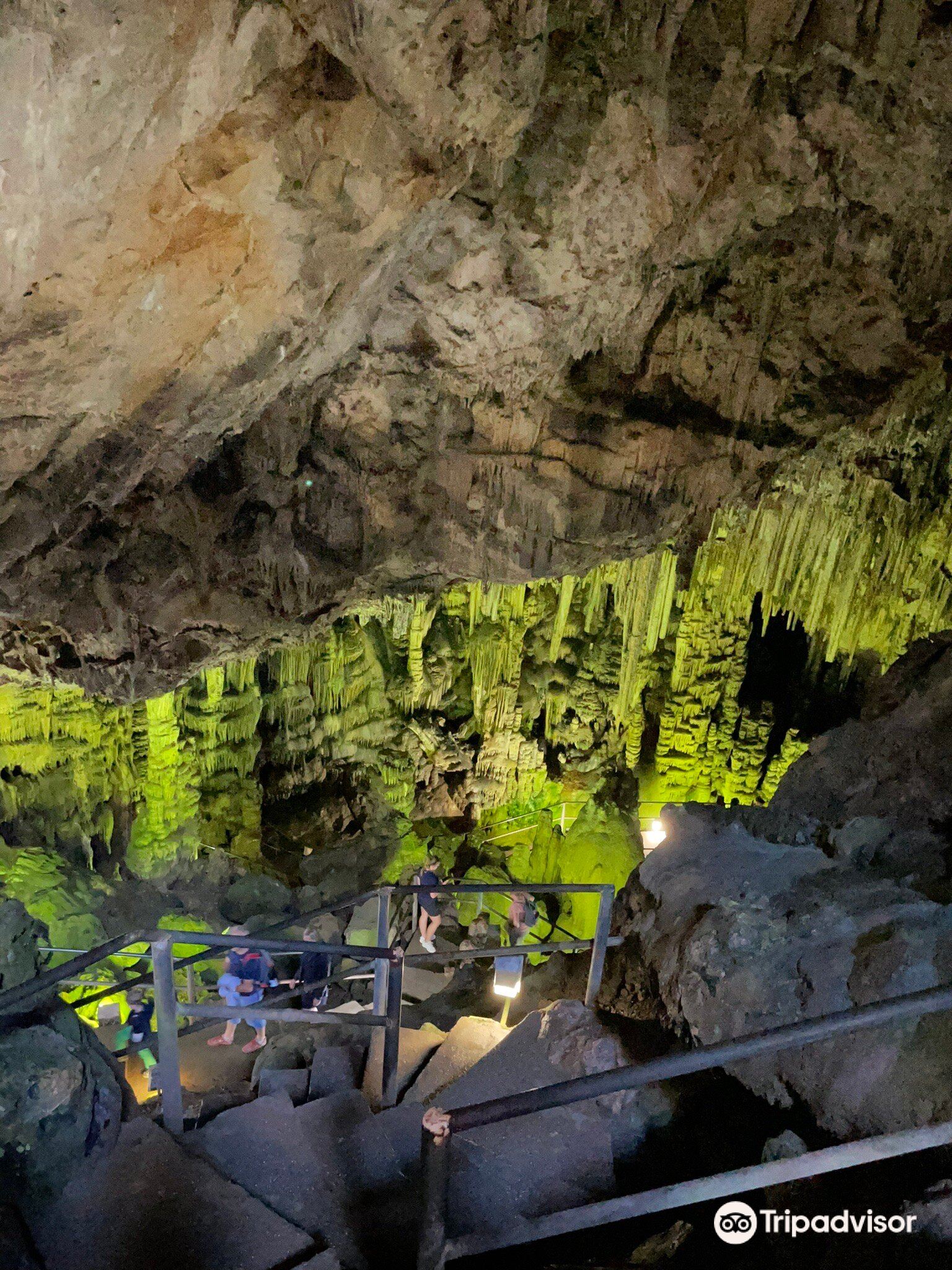 Cave Ideon Antron: ภาพถ่าย, แผนที่ & รีวิว [2024] | Trip.com