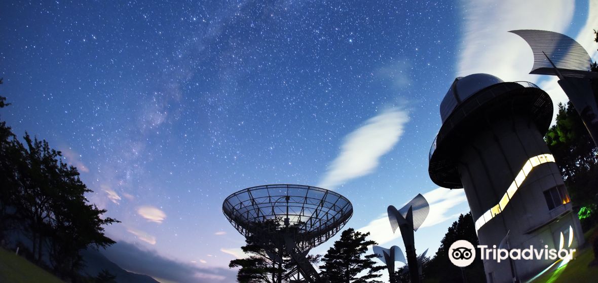 Kaiso District independent travel guide (2025): top things to do near ...