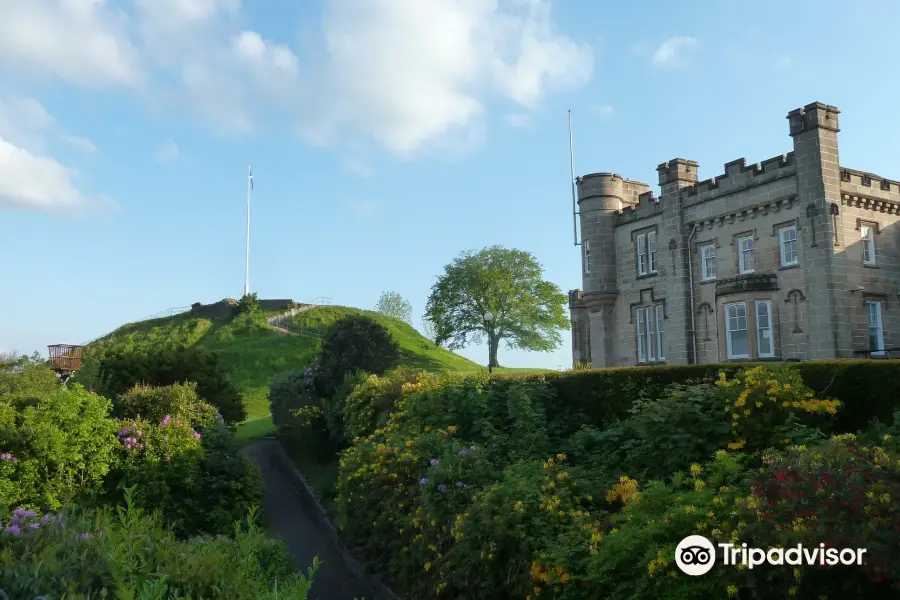 인기 관광지 - Dunoon Castle Ruins [2024년 업데이트] | 트립닷컴