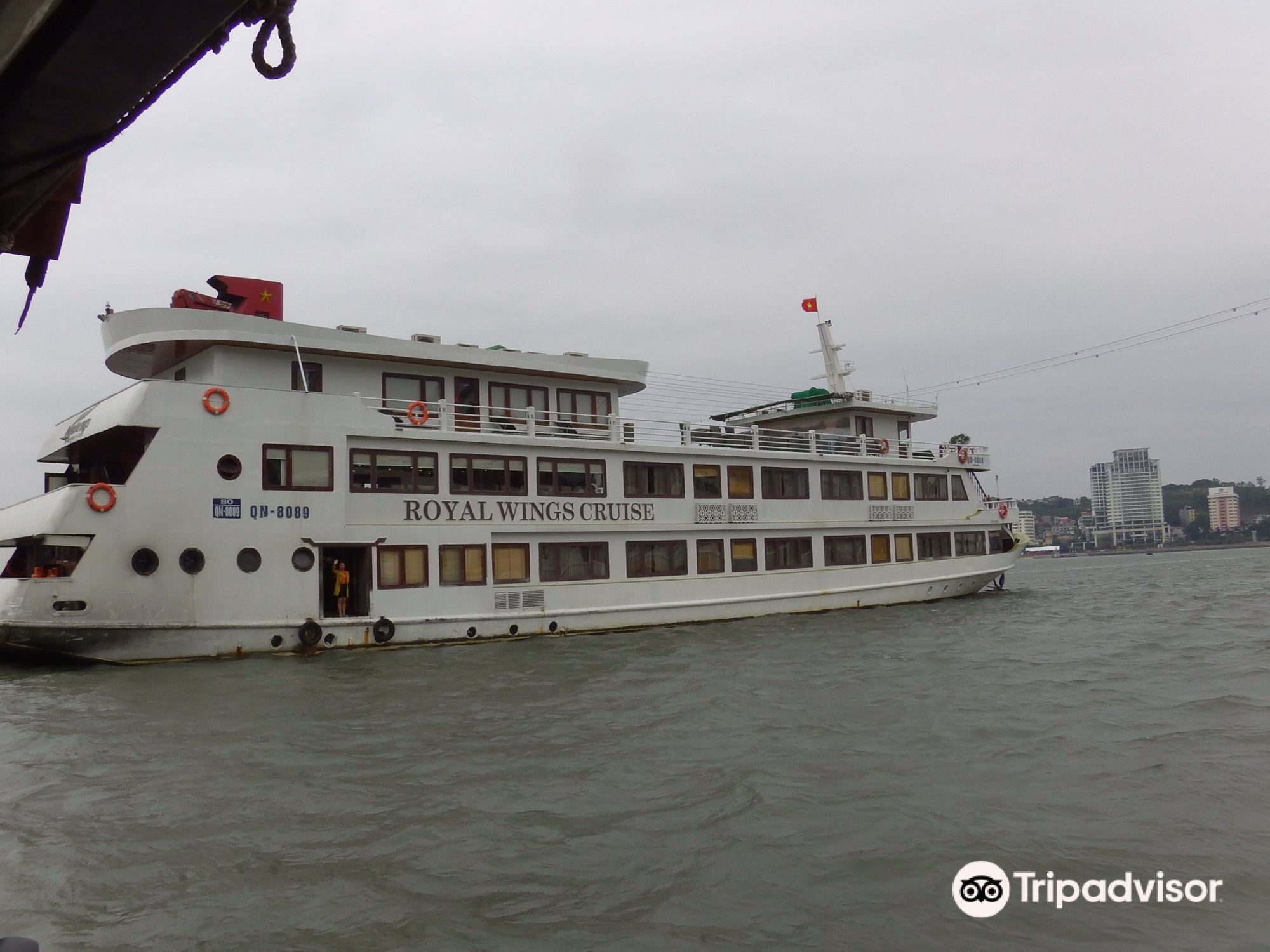The Royal Wings cruise: ภาพถ่าย, แผนที่ & รีวิว [2024] | Trip.com