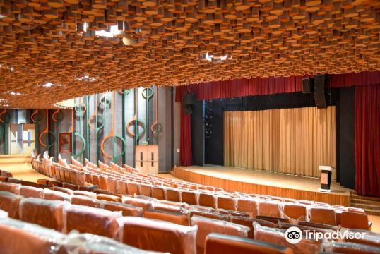 Hotels Near HASTSAL Minar (mini qutub minar), West Delhi - Book with ...