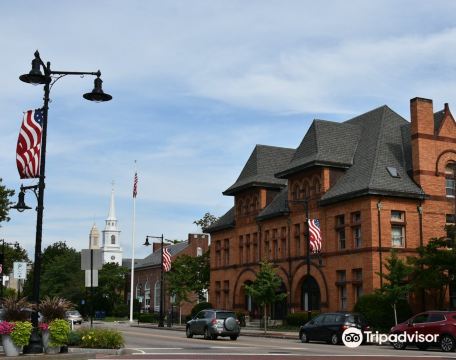 Closest Hotels Near DSW Designer Shoe Warehouse - Dedham | Trip.com