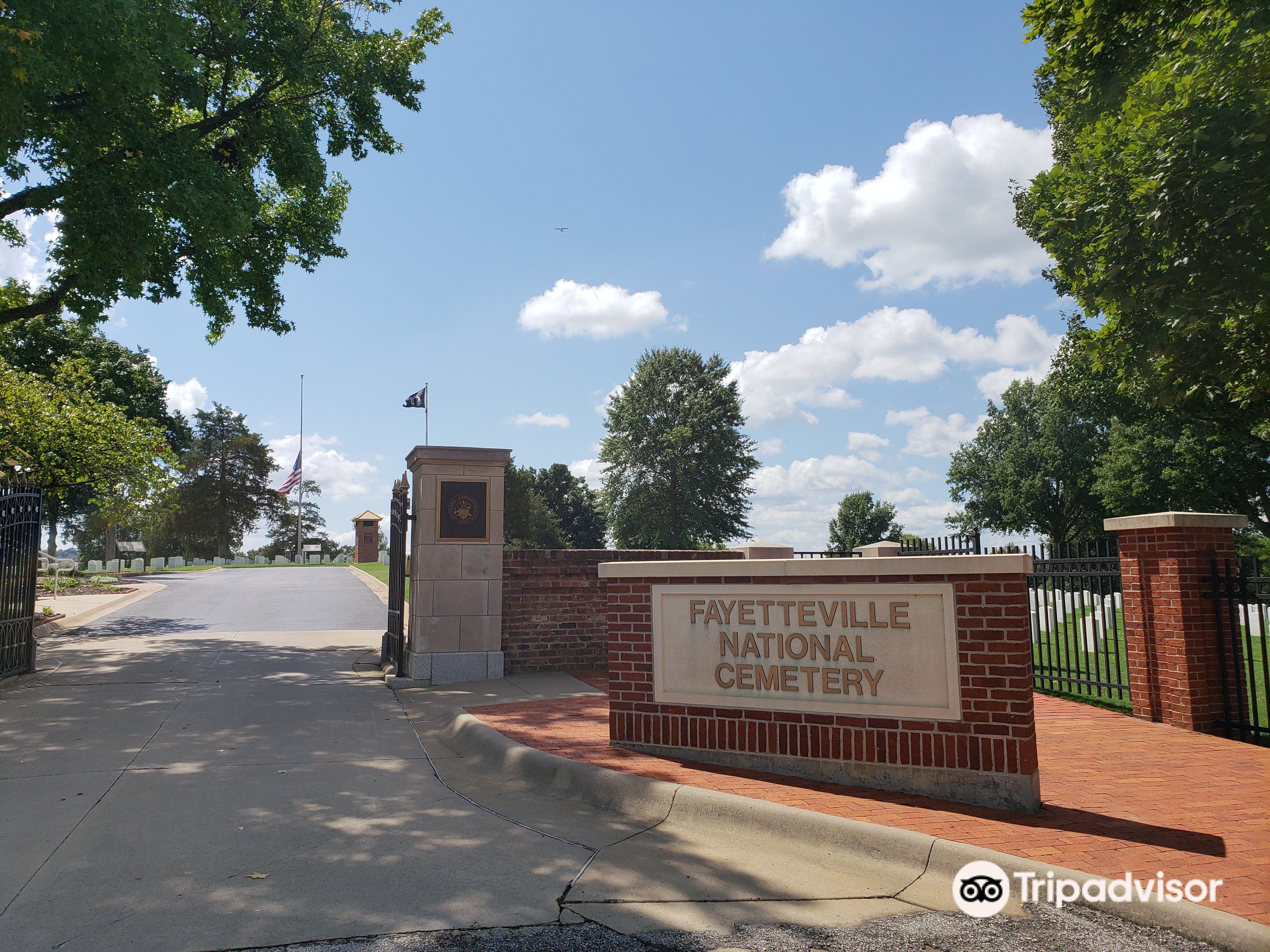 Fayetteville National Cemetery - เวลาเปิด-ปิด, รีวิว & รูปภาพ [2024 ...
