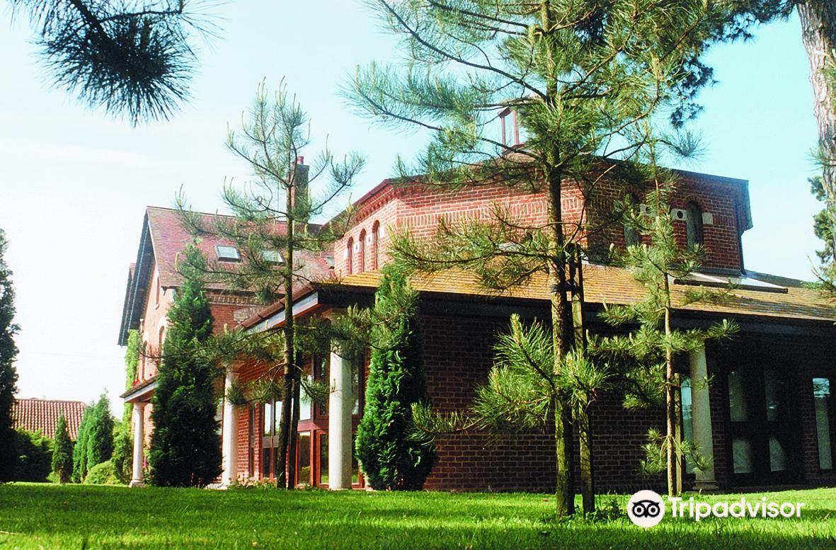 The National Holocaust Centre and Museum - เวลาเปิด-ปิด, รีวิว & รูปภาพ ...