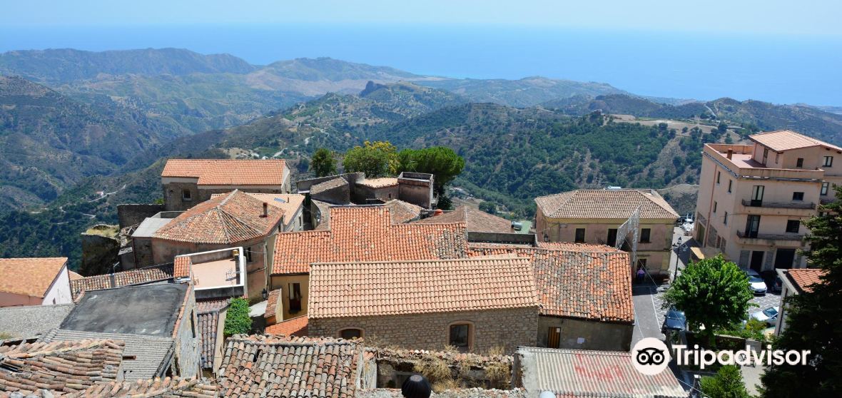 แนะนำการเดินทาง Bova 2024 - สิ่งที่ควรทำ, อาหารที่ควรรับประทาน & ทิปการ ...