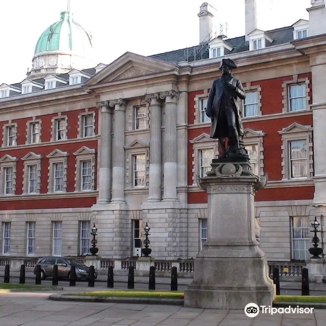 réductions sur les billets de Statue du Capitaine James Cook, prix et ...