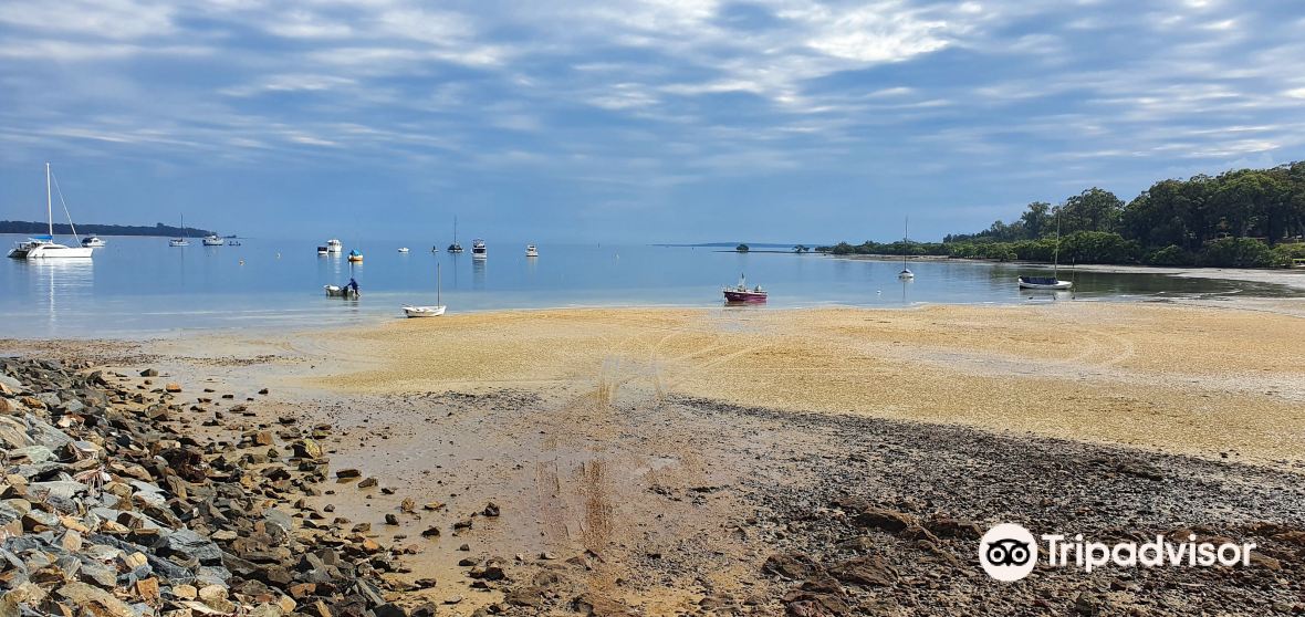 Macleay Island Travel Guide 2024 - Things to Do, What To Eat & Tips ...