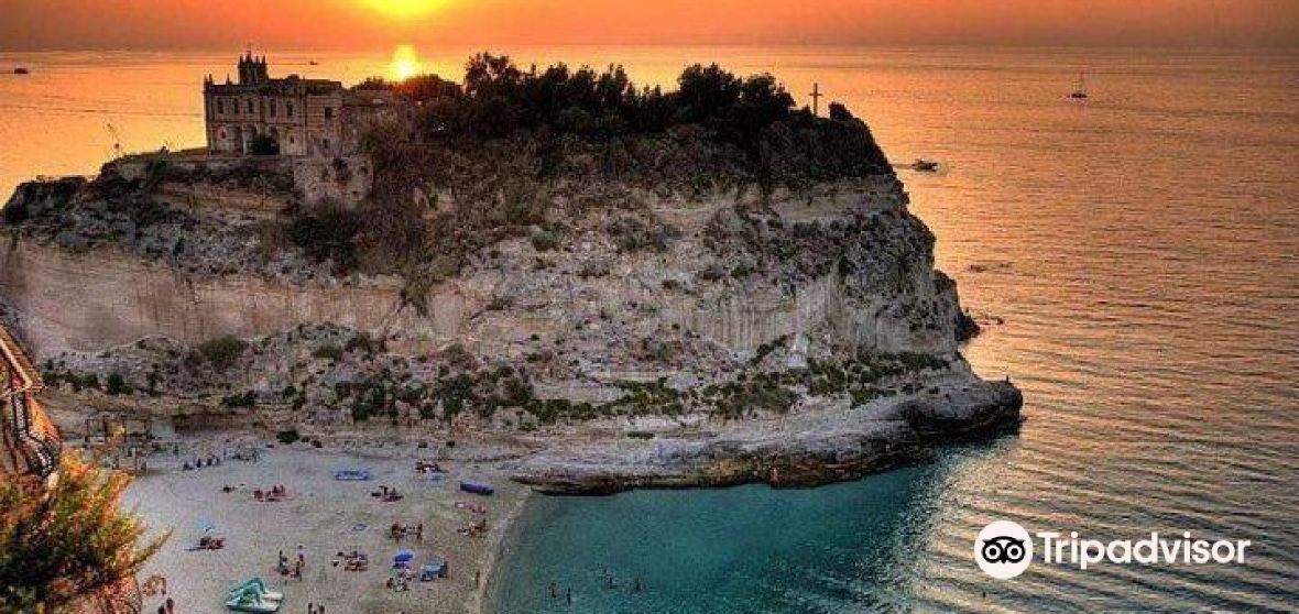 Tropea Travel Guide 2024 - Things to Do, What To Eat & Tips | Trip.com