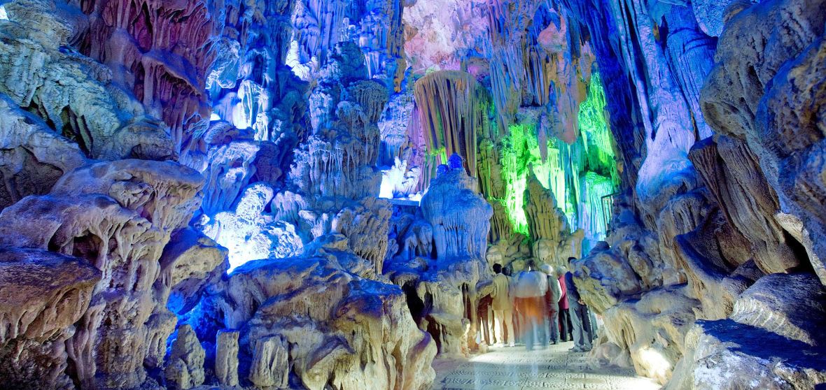 เที่ยวReed Flute Cave/Lujia Village (2024) - ที่เที่ยวใน Reed Flute ...