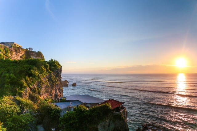 【2023烏魯瓦圖自由行】烏魯瓦圖旅遊攻略：熱門推薦烏魯瓦圖景點門票、飯店與必吃美食 - Trip.com