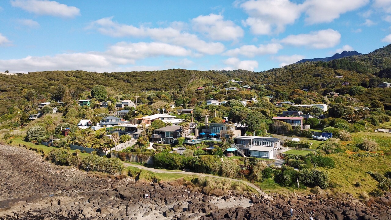Piha Travel Guide 2023 - Things to Do, What To Eat & Tips | Trip.com