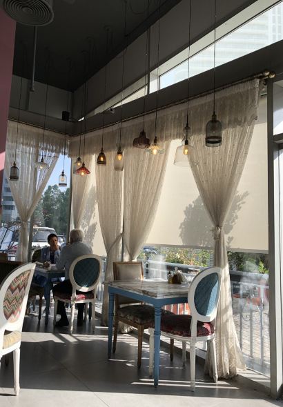 Mosaic Restaurant (Abu Dhabi City Center, Abu Dhabi) - Restaurant ...