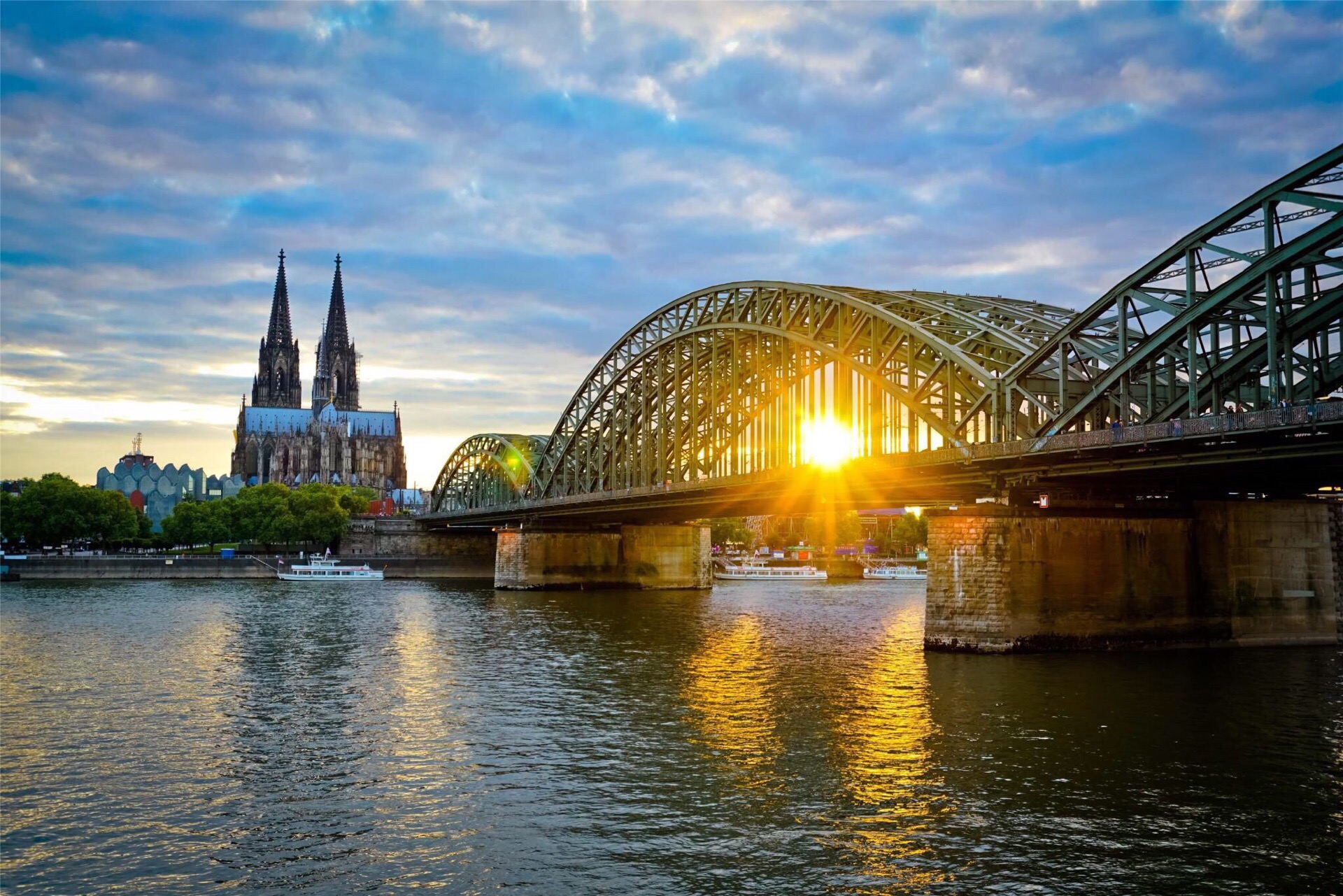 North Rhine-Westphalia Travel Guide 2023 - Things to Do, What To Eat ...