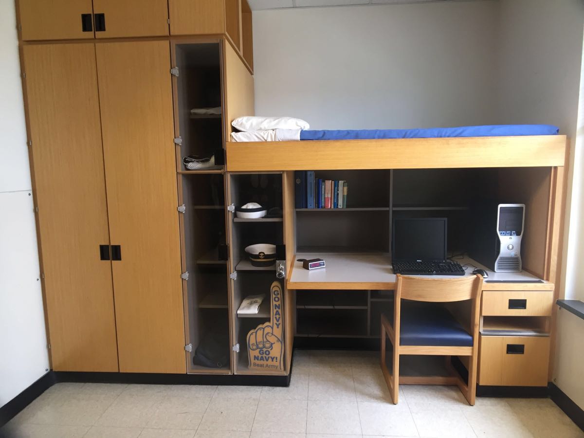 Usna Campus Dorm