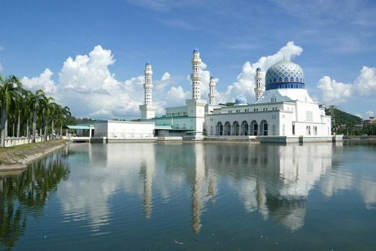 รีวิวที่เที่ยวโกตากีนาบาลู - Kota Kinabalu City Mosque | คู่มือท่อง ...