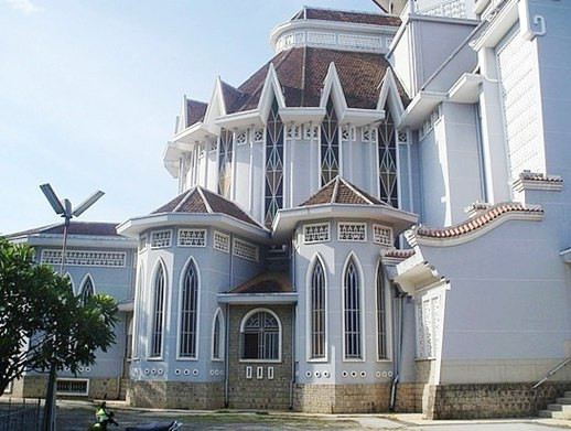 The 8 Most Beautiful French Colonial-Era Churches in Vietnam travel ...