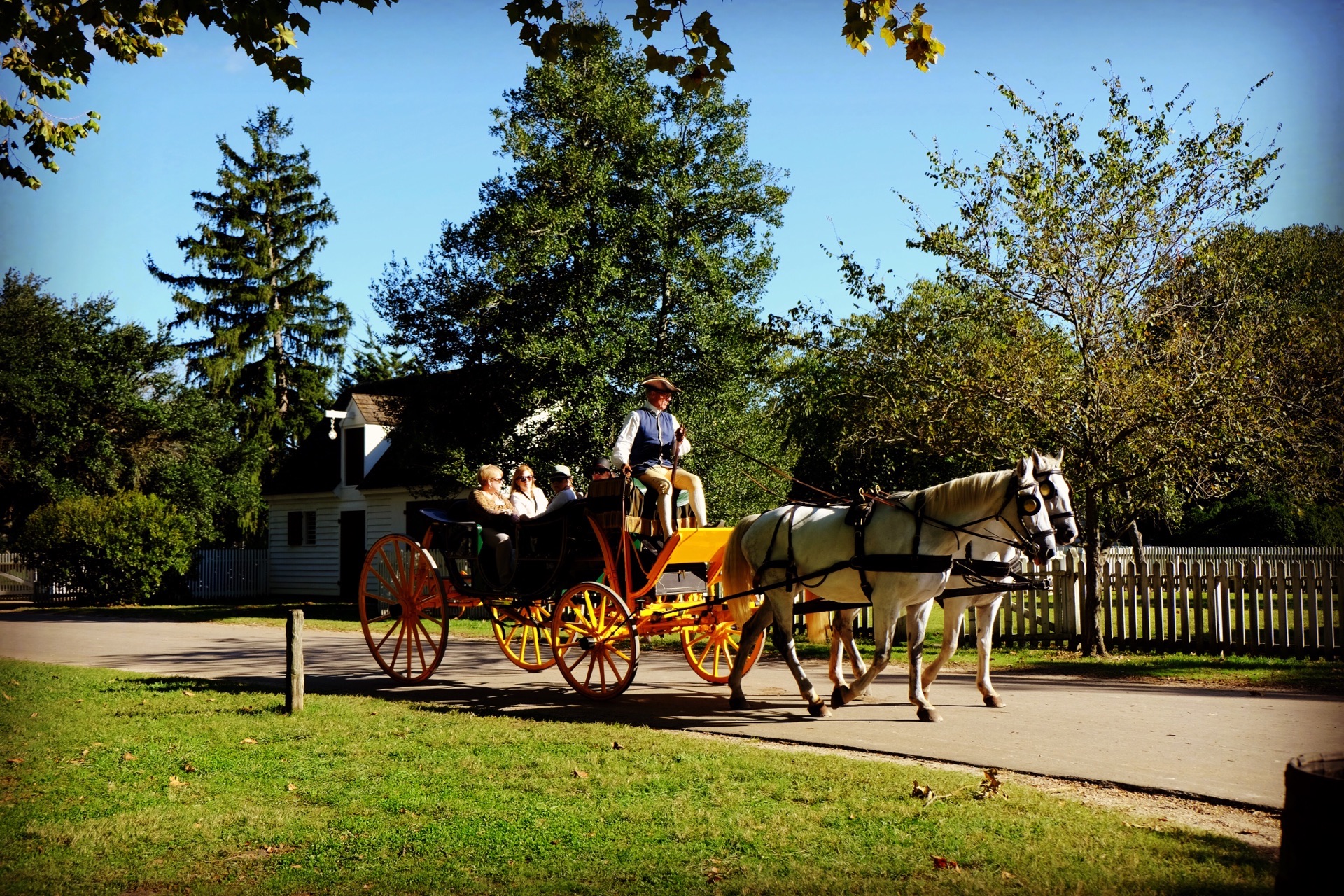 Williamsburg Travel Guide 2023 - Things to Do, What To Eat & Tips ...