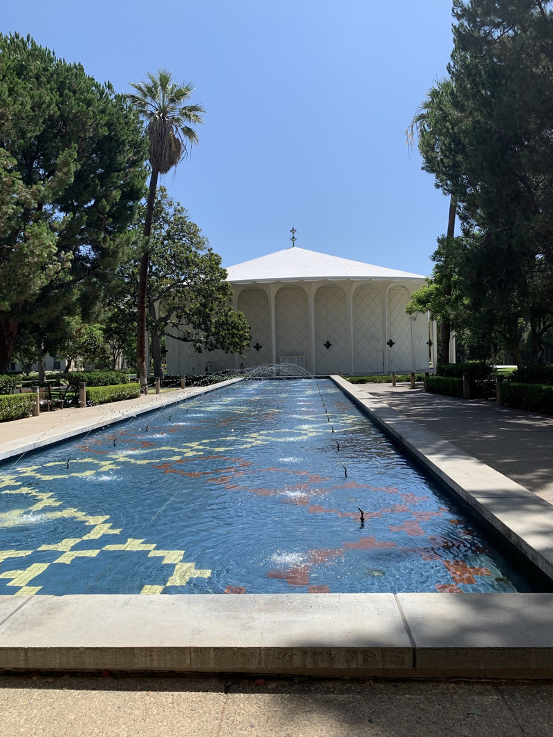 Caltech Campus Tour