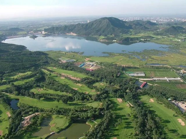 Take A Hot Spring Bath, Watch The Mausoleum, Climb The Great Wall, And ...