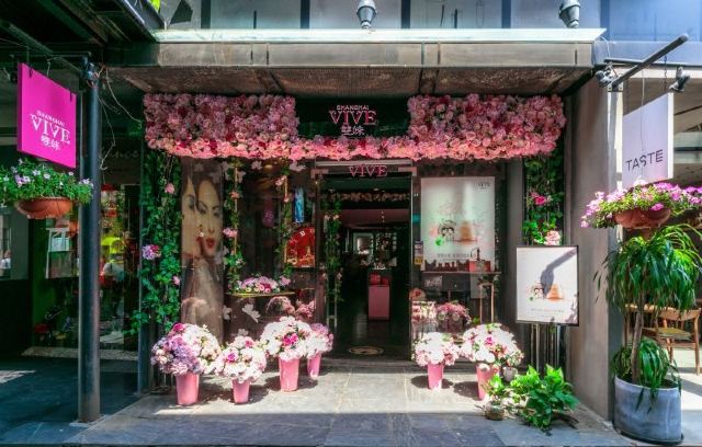 【上海手信】上海必買10大伴手禮合集遊記攻略-Trip.com遊玩攻略