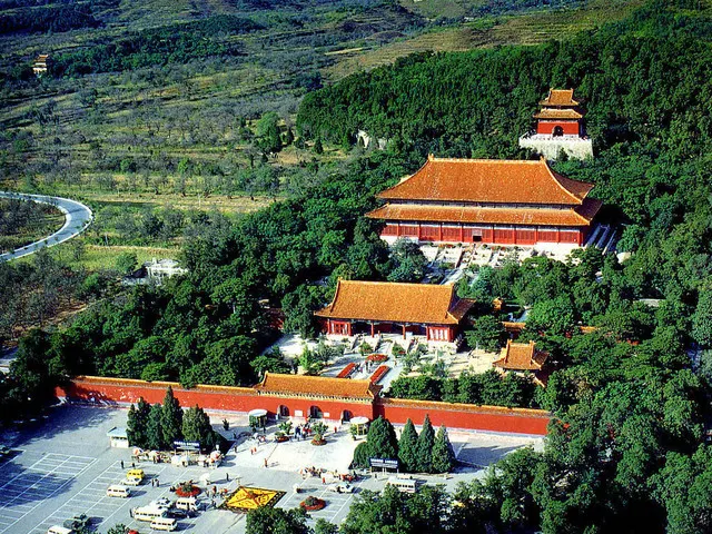 Take A Hot Spring Bath, Watch The Mausoleum, Climb The Great Wall, And ...