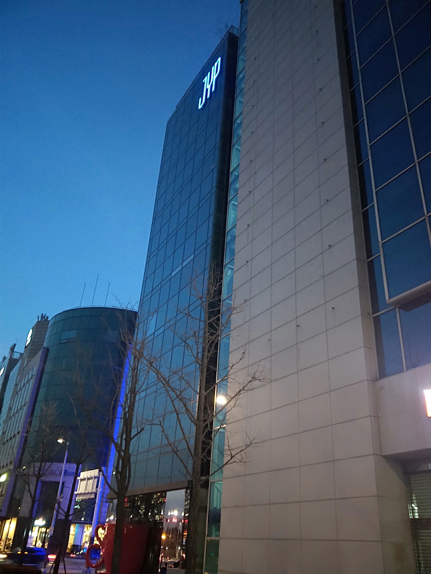 Jyp Entertainment Building 2022