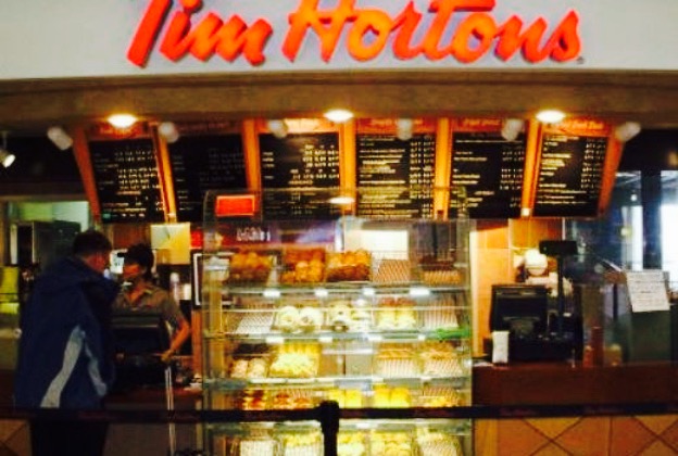 Highwood Dining Room Sait