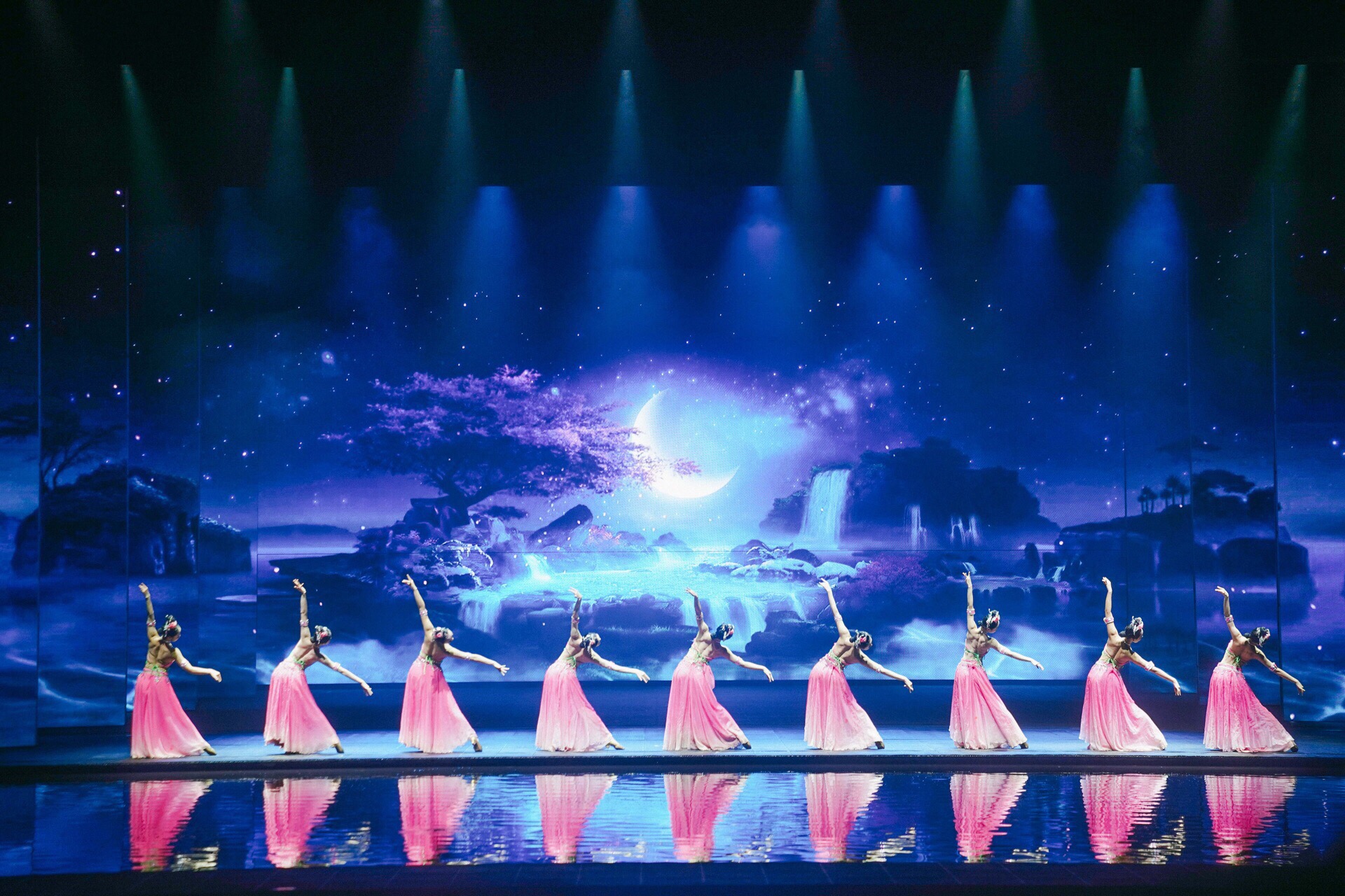 Mingyue Mountain Travel Guide 2023 - Things to Do, What To Eat & Tips ...