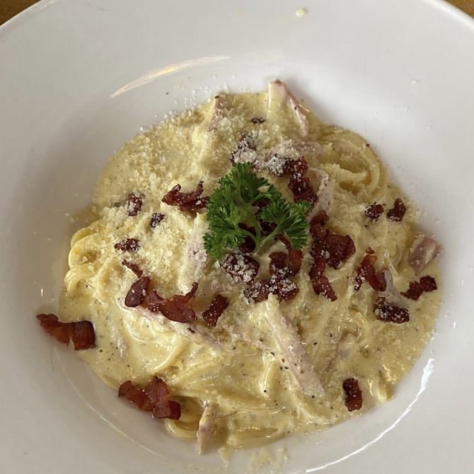 ป้าบุญคาเฟ่ - Pa Boon Cafe Pattaya | Trip.com Pattaya Travelogues