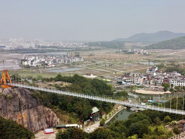 Yiwu Glass Bridge - Jinhua, Zhejiang, China | Trip.com Yiwu