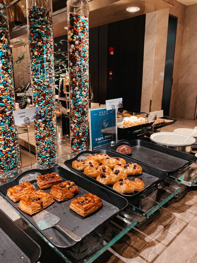 Breakfast Buffet at Renaissance Suzhou 🍳🧇☕️ | Trip.com Suzhou