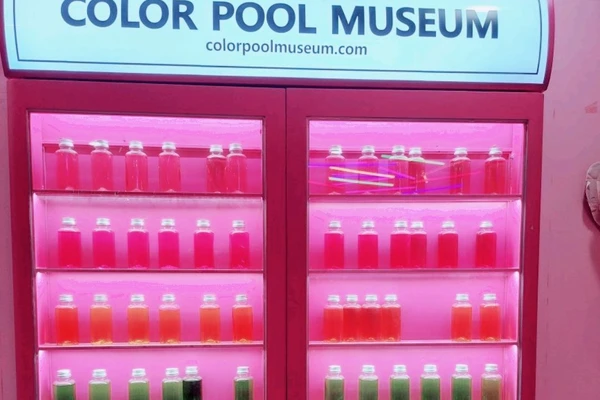 Take lots of photo @ Color Pool Museum | Trip.com Seoul Travelogues