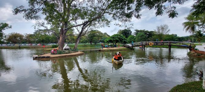 Floating Market (Pasar Terapung) at Perlis | Trip.com Perlis Travelogues